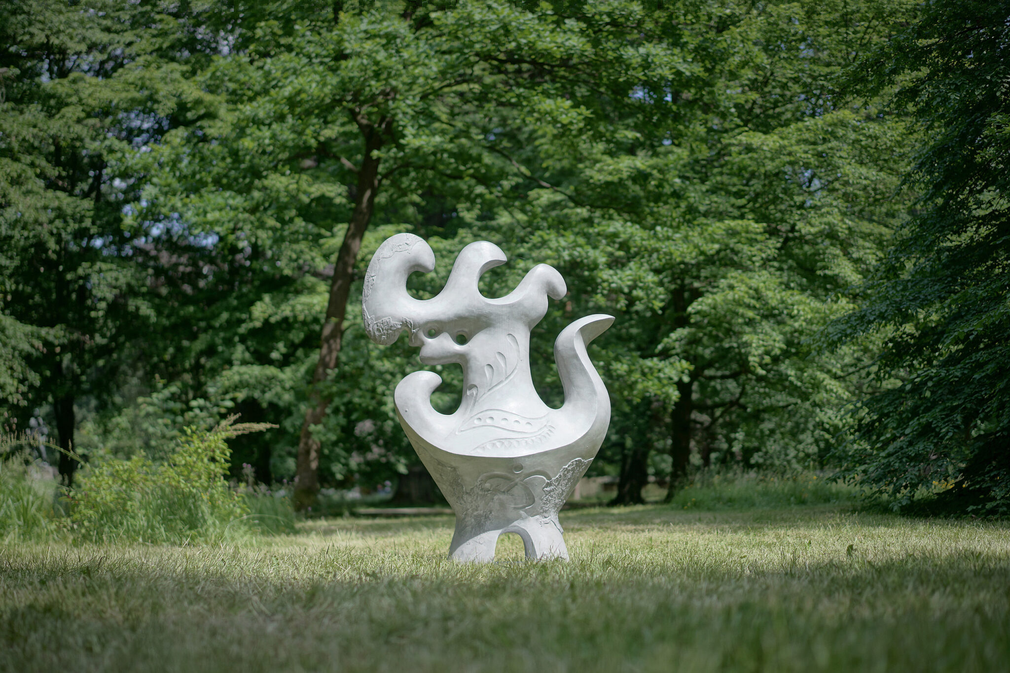 Grey Amphora | Contemporary sculpture by Pavlína Kvita for Sale at ...